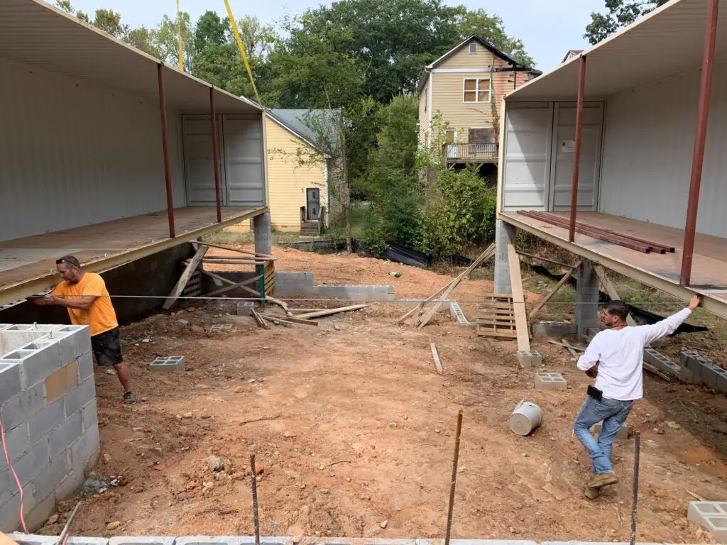 Stunning $340.000 White Container House in Atlanta