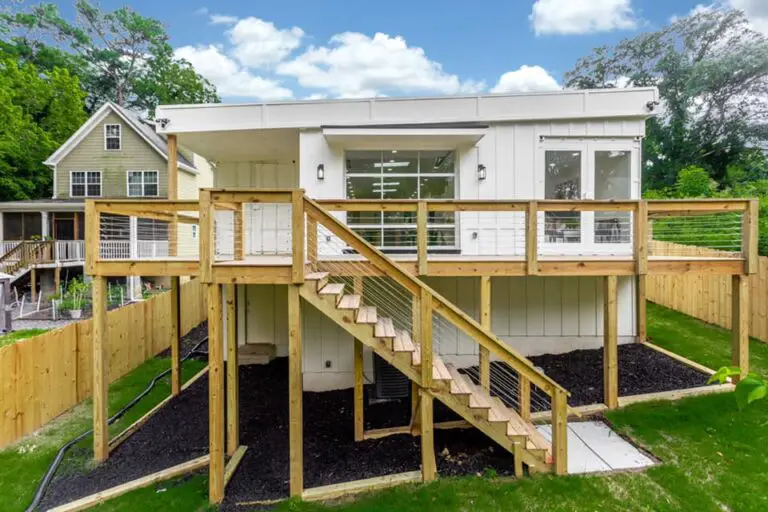 Stunning $340.000 White Container House in Atlanta