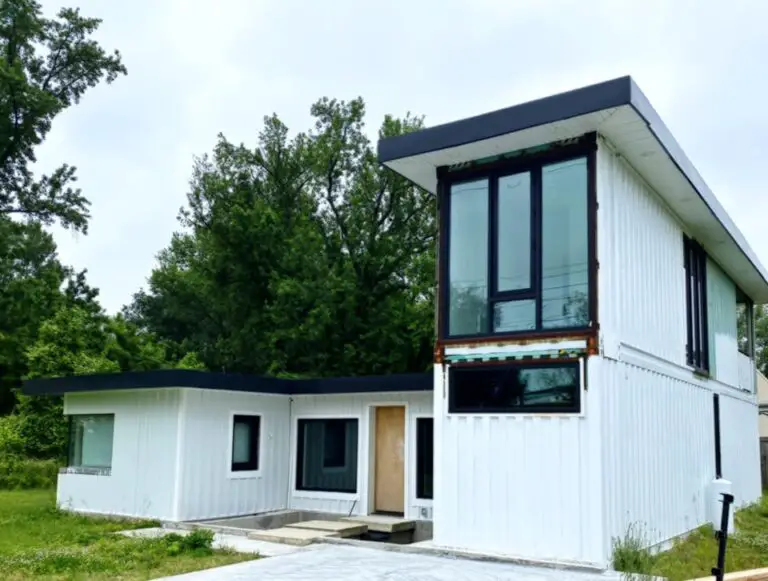 How to Transform an Old House Built in 1946 into a Fabulous Home with ...