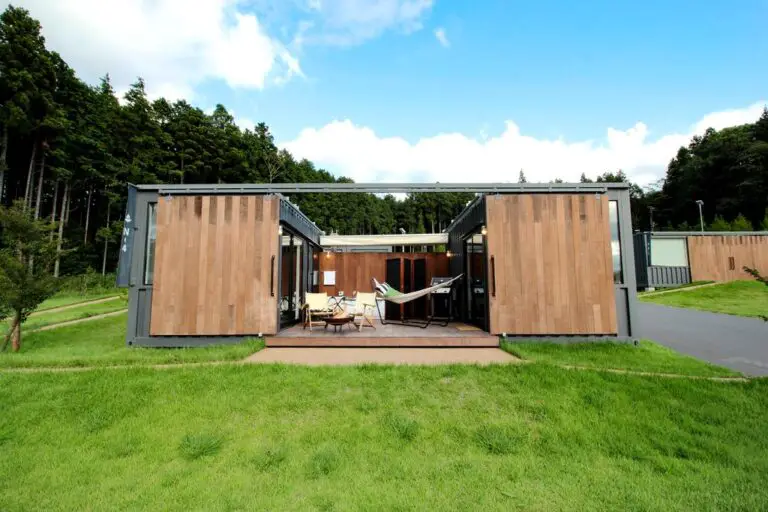 Glamping Facility of Container Houses with Panoramic Views