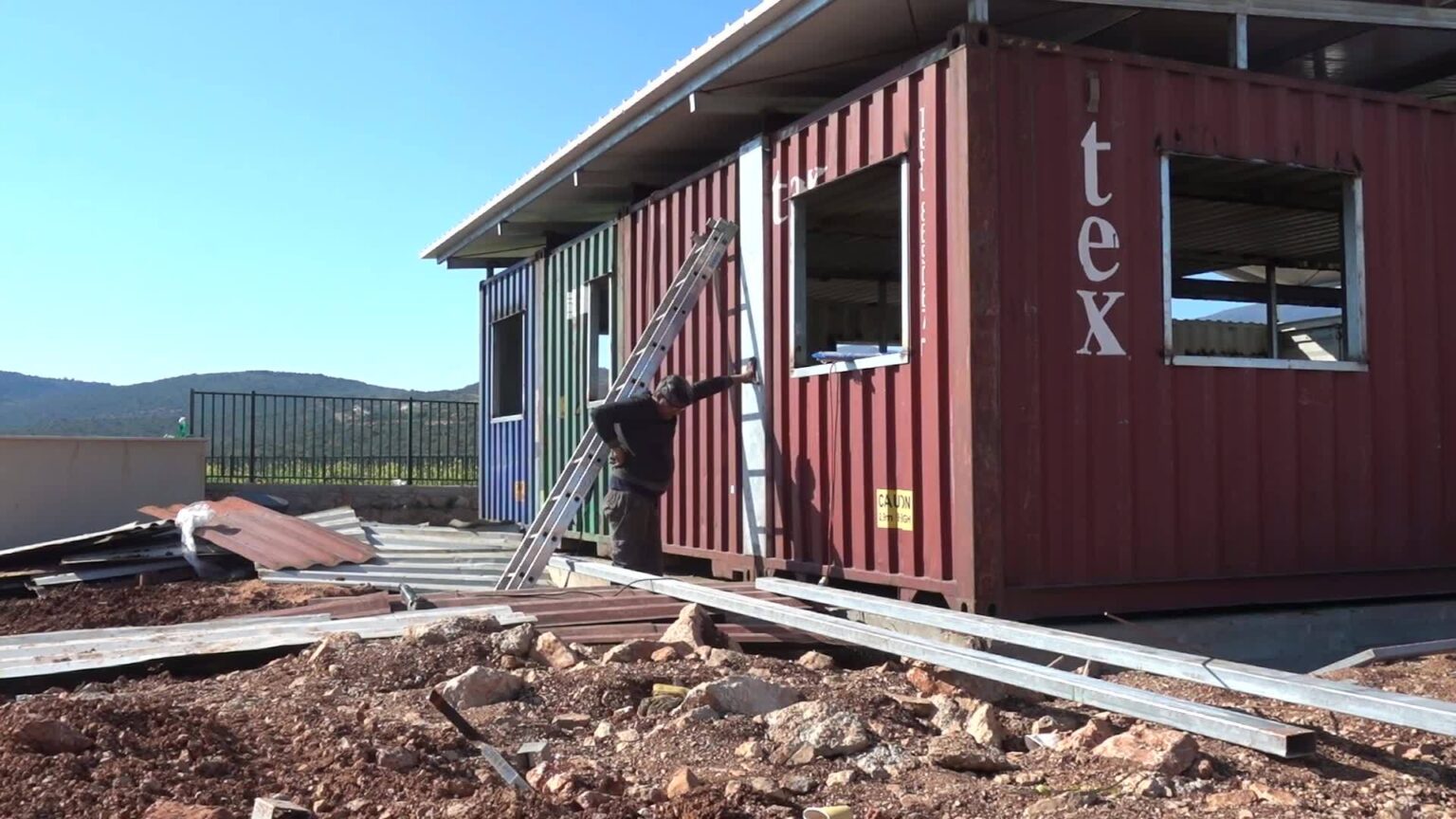 Container House Suitable for the Needs of a Modern Family