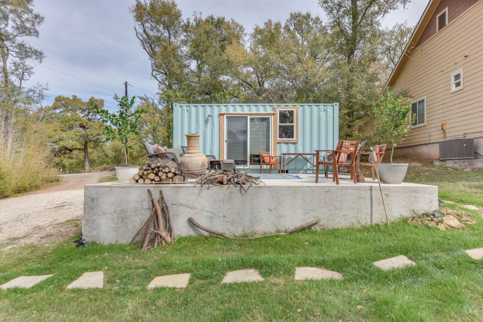 Glamping Style Cozy Container Home