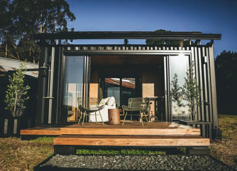 Luxury Off-Grid Container House