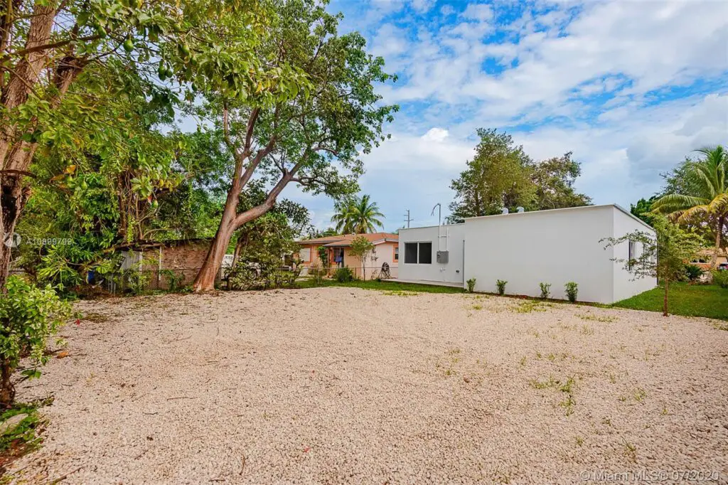 A Very Nice Shipping Container House Located in North Miami Beach