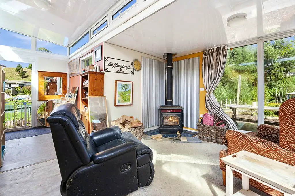 $220,000 Blue Container Home in New Zealand