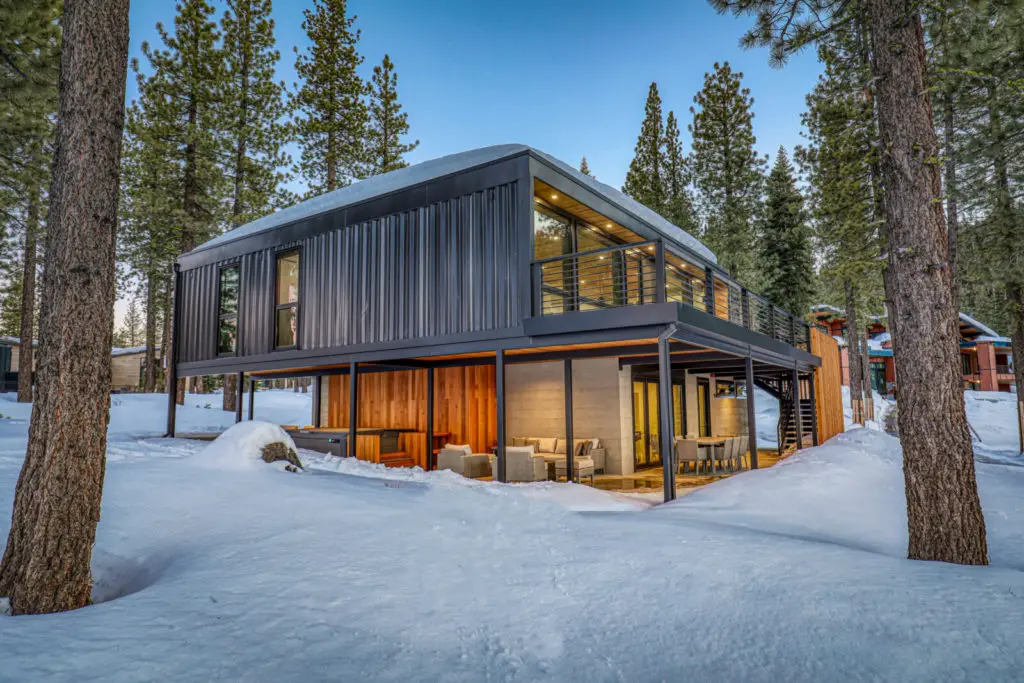 Luxury Container Home at Mountain - Living in a Container