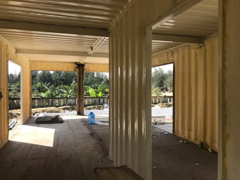 Luxurious Container Villa - Living in a Container