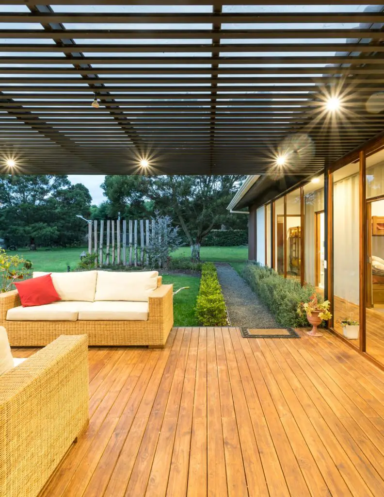 Amazing L Shaped Container Home