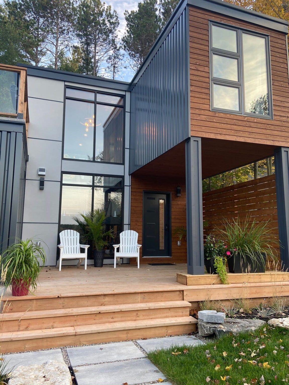 Container Cottage in Canada - Living in a Container