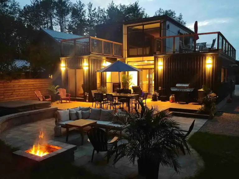 Container Cottage in Canada - Living in a Container