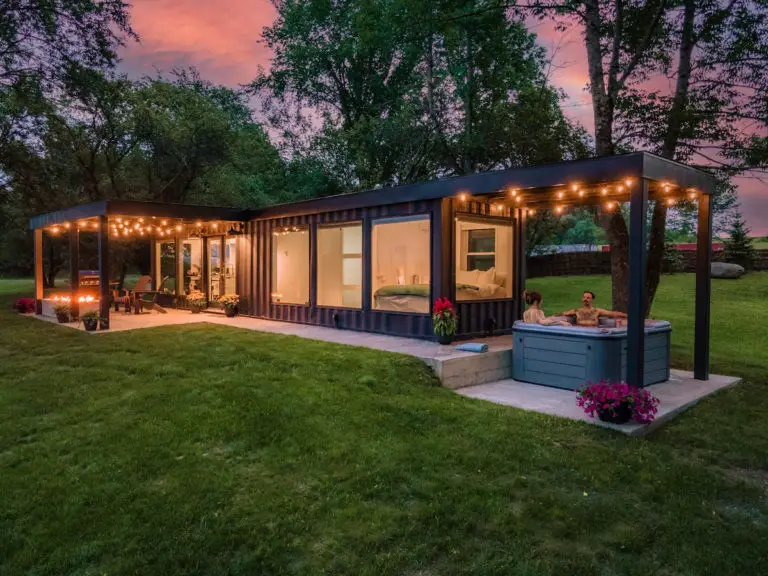 The Most 15 Luxury Tiny Container Homes: Explore The Best Projects!