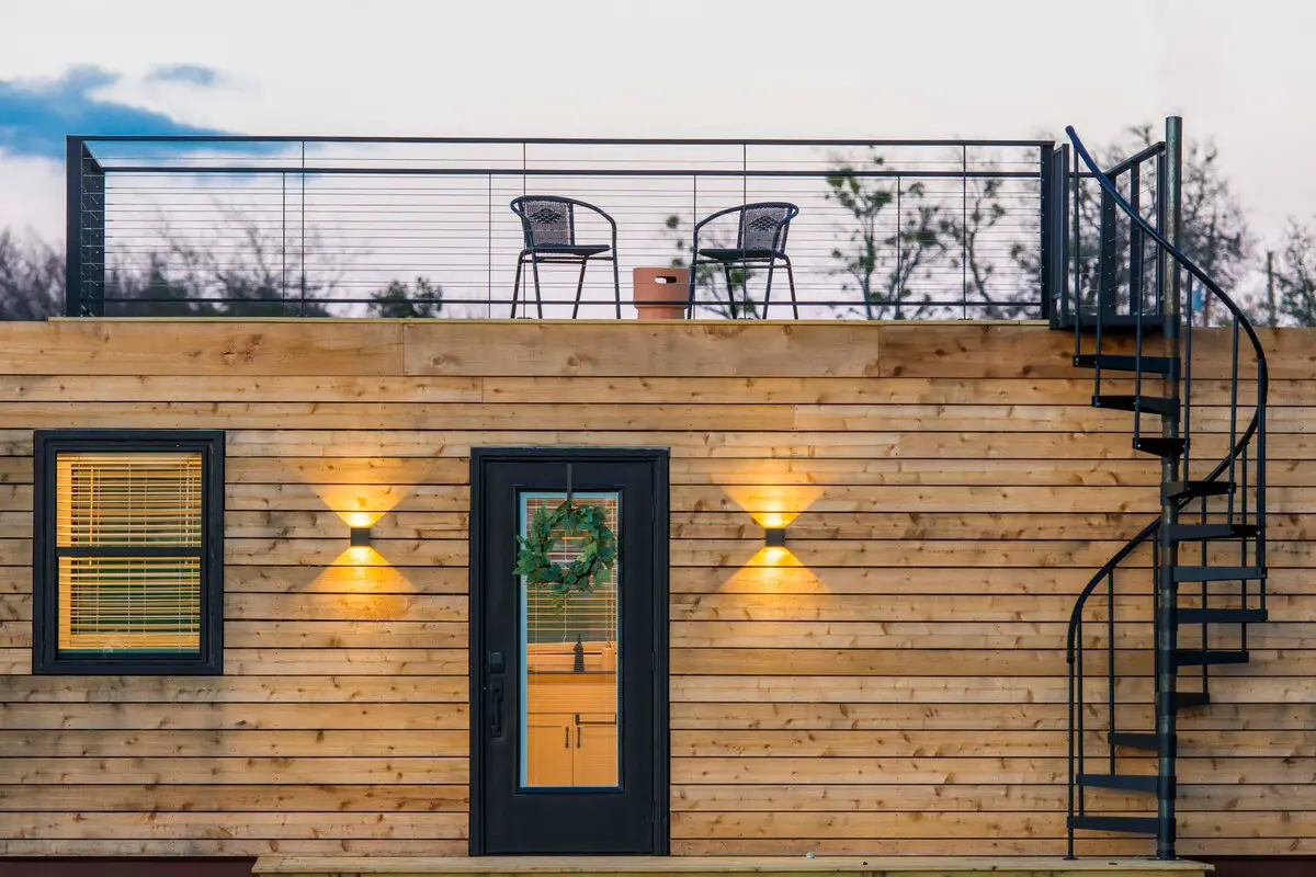 The Most 15 Luxury Tiny Container Homes: Explore The Best Projects!