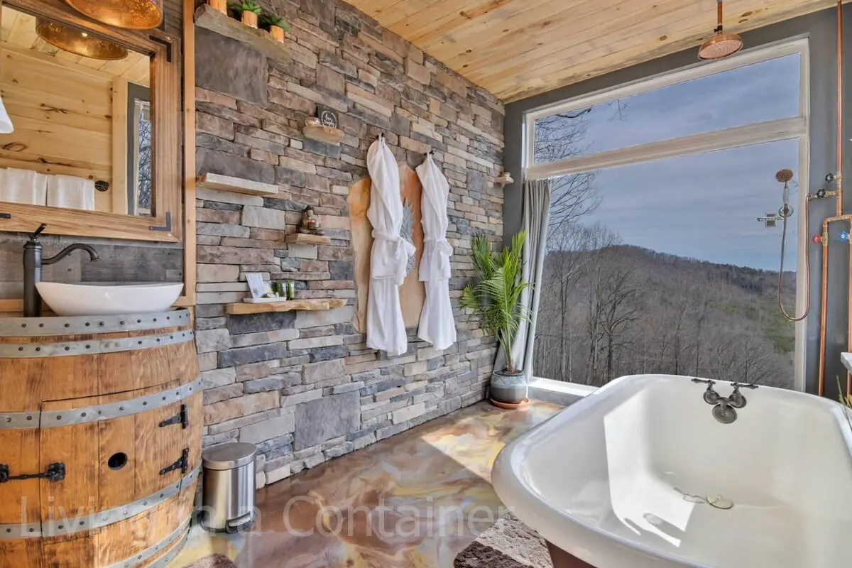 Container House in Centre of Trees | Living in a Container