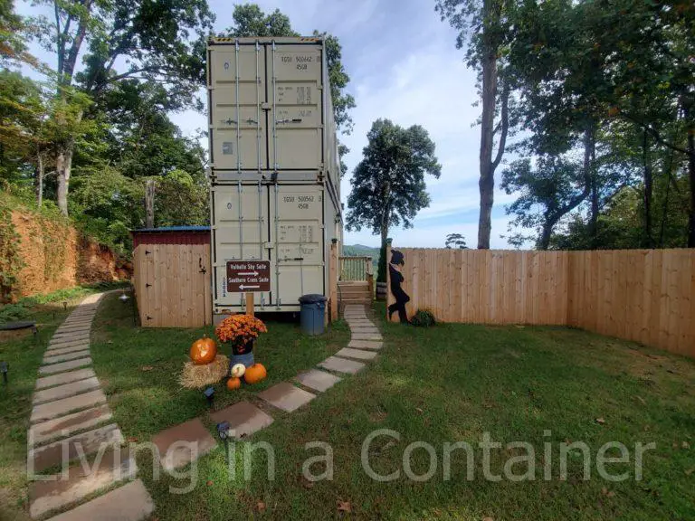 Container House in Centre of Trees | Living in a Container