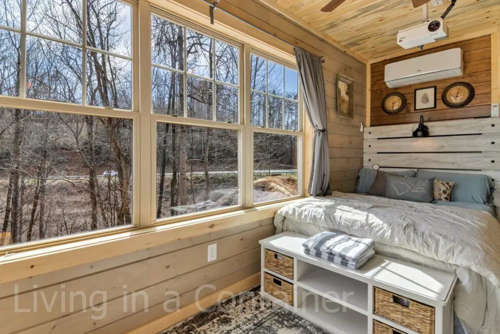 Container House in Centre of Trees | Living in a Container