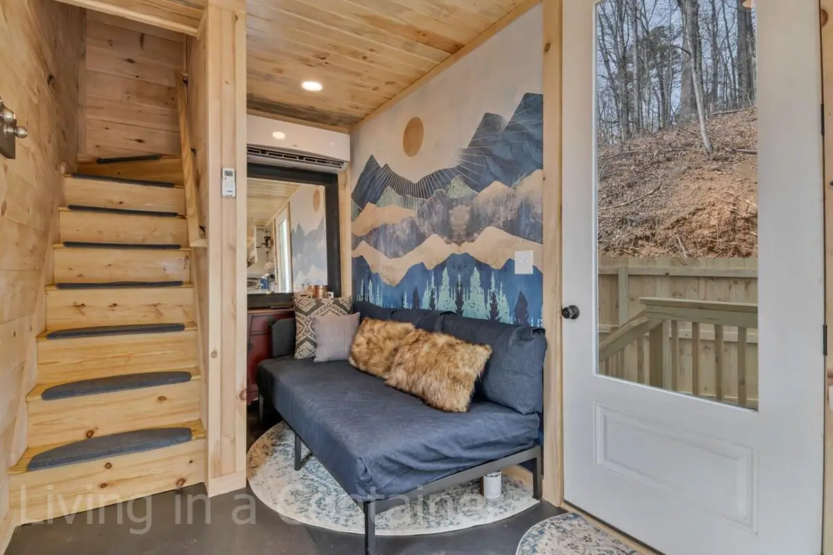 Container House in Centre of Trees | Living in a Container