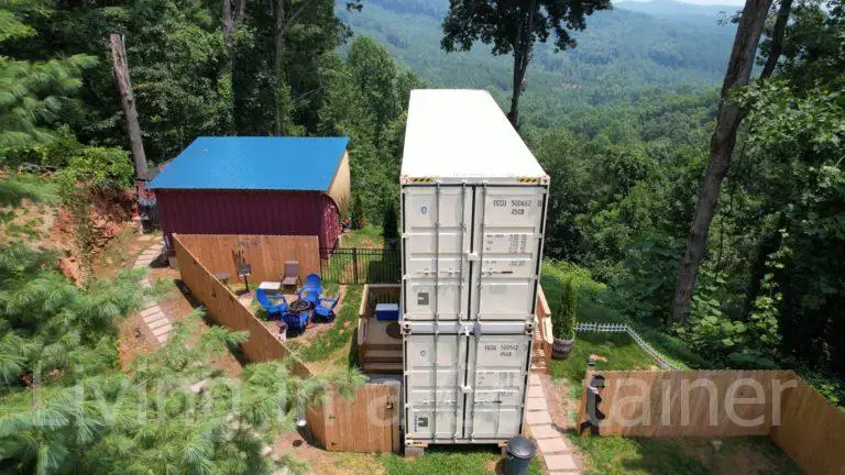 Container House in Centre of Trees | Living in a Container