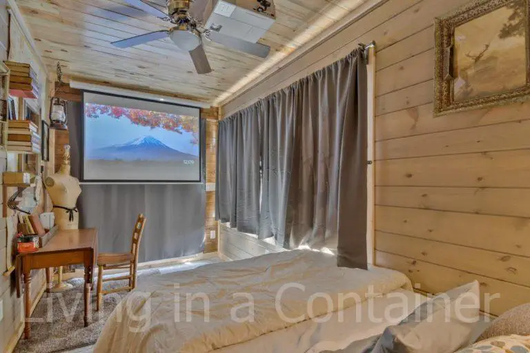 Container House in Centre of Trees | Living in a Container