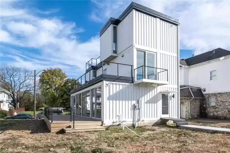 Indy's Shipping Container House