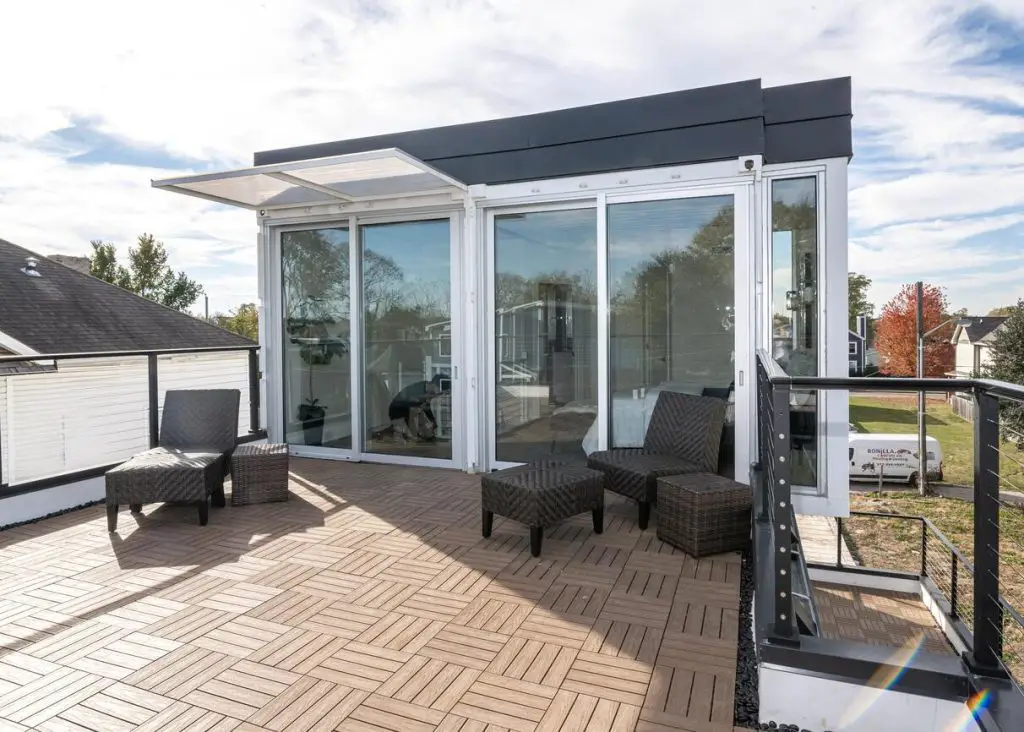 Indy's Shipping Container House