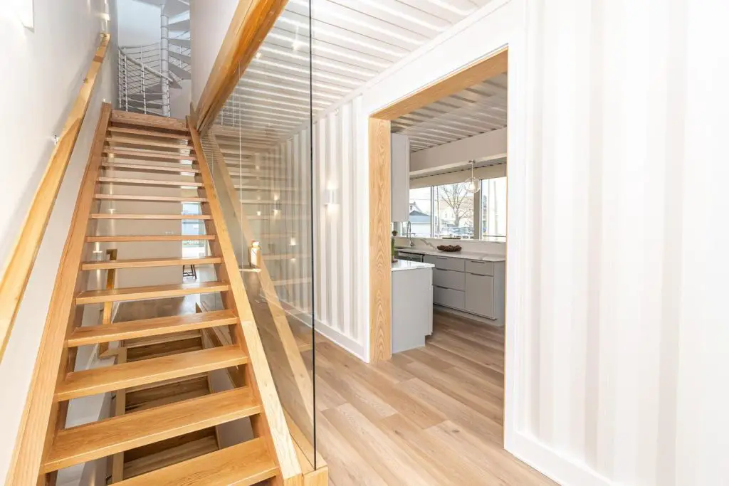 Indy's Shipping Container House