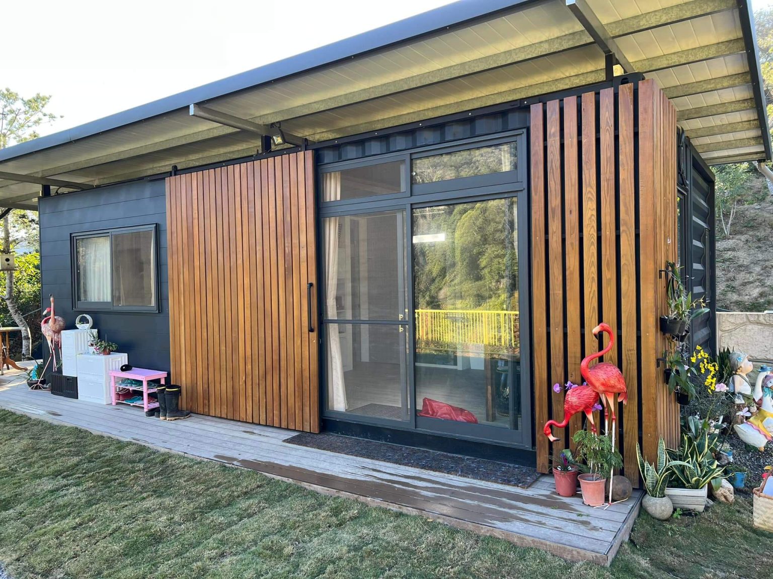 World's Best Shipping Container Projects | Living in a Container