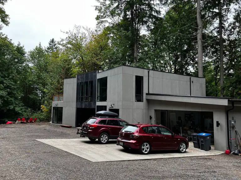 How to Convert 7 Containers Into a Beautiful Living Space