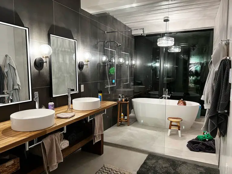 How to Convert 7 Containers Into a Beautiful Living Space