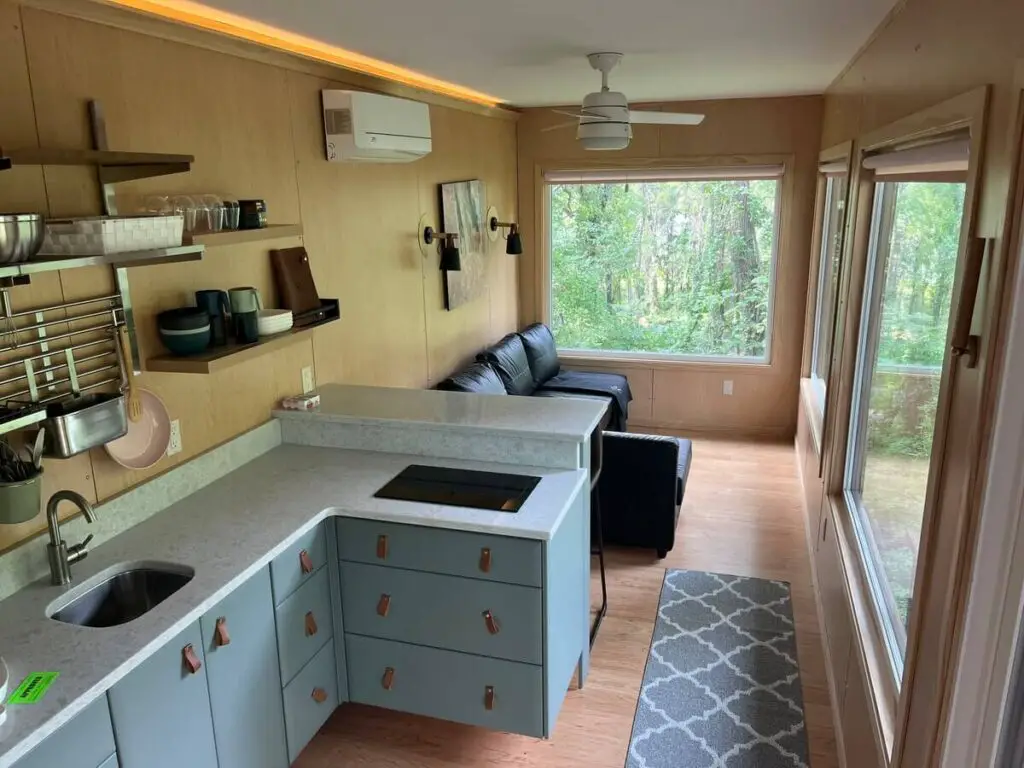 40ft Shipping Container turned into Airbnb