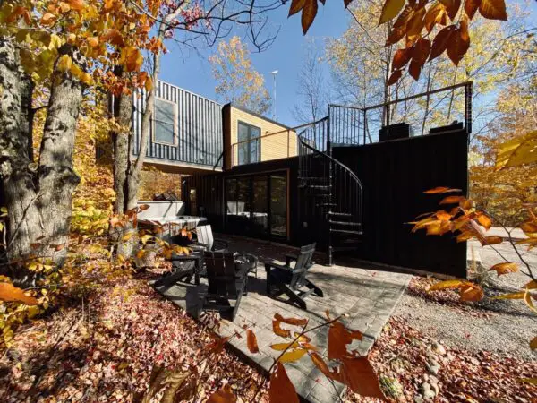 Airbnb Home Made with 3 High Cube Shipping Containers