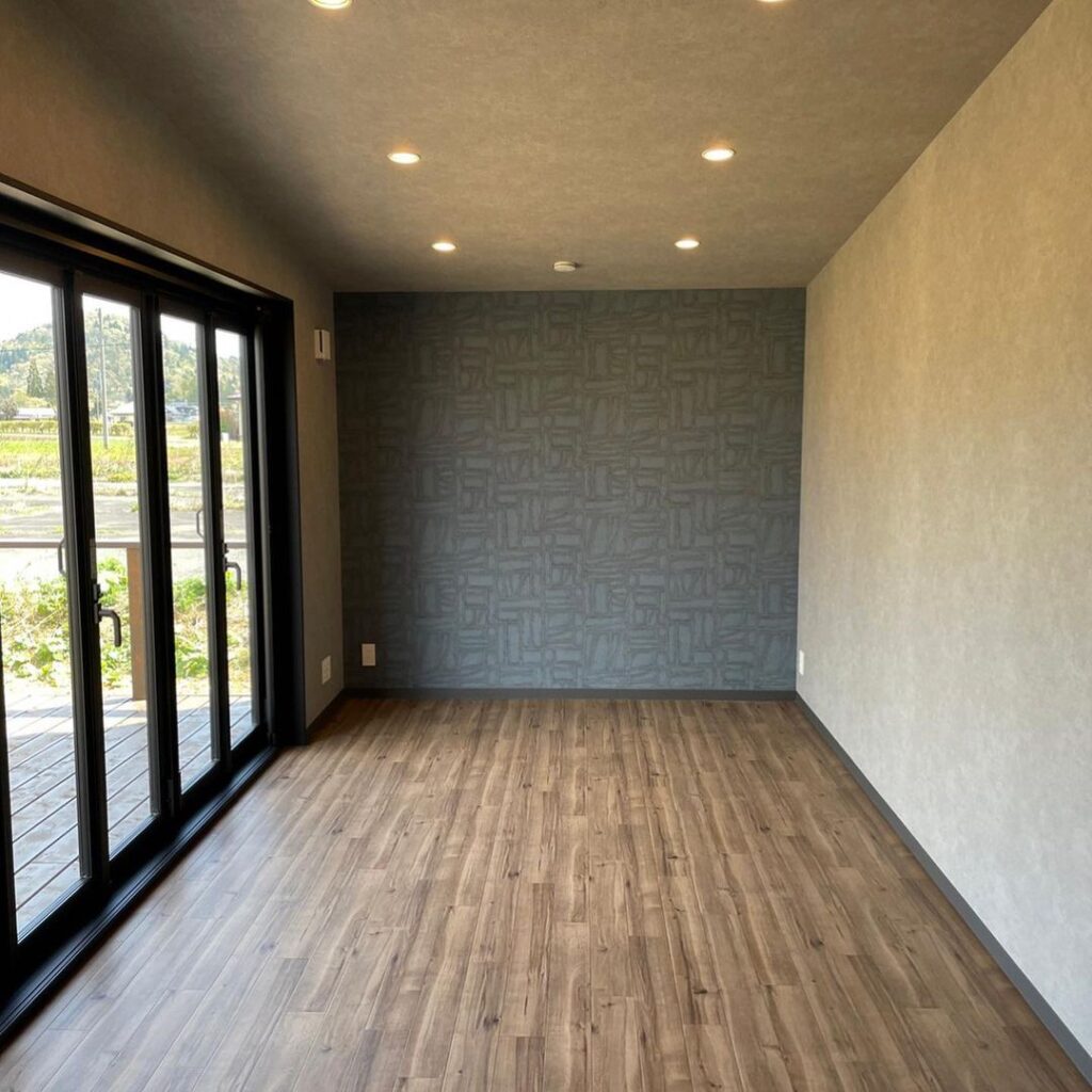 Container Home in Japan: Three 20ft Containers