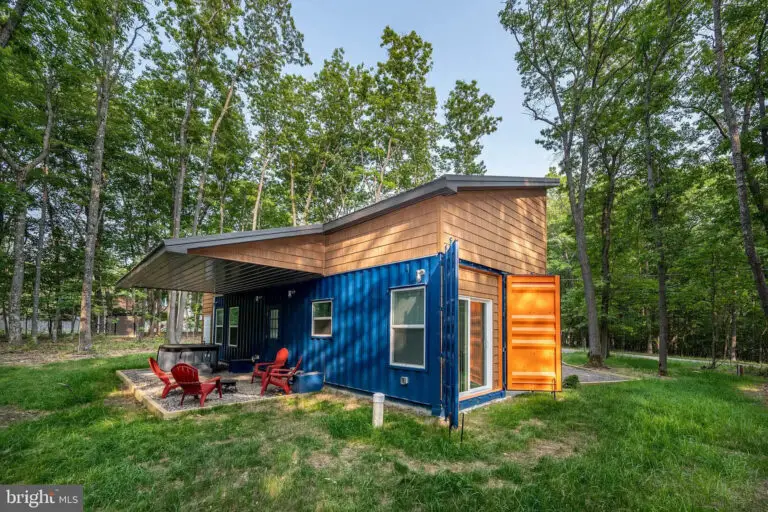 Contain Yourself: A Unique Container Home $430k