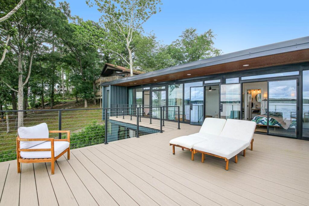 Eco-Luxury by the Lake: Hot Springs' Premier Container Residence