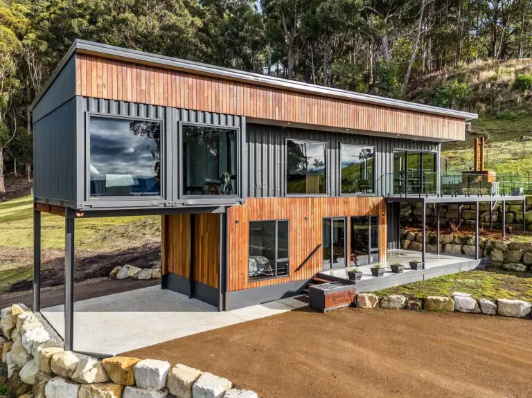 The Incredible Transformation: 5 Shipping Containers Become a 3-Bedroom ...